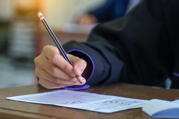 Como usar a nota do Enem para conseguir bolsa de estudos?